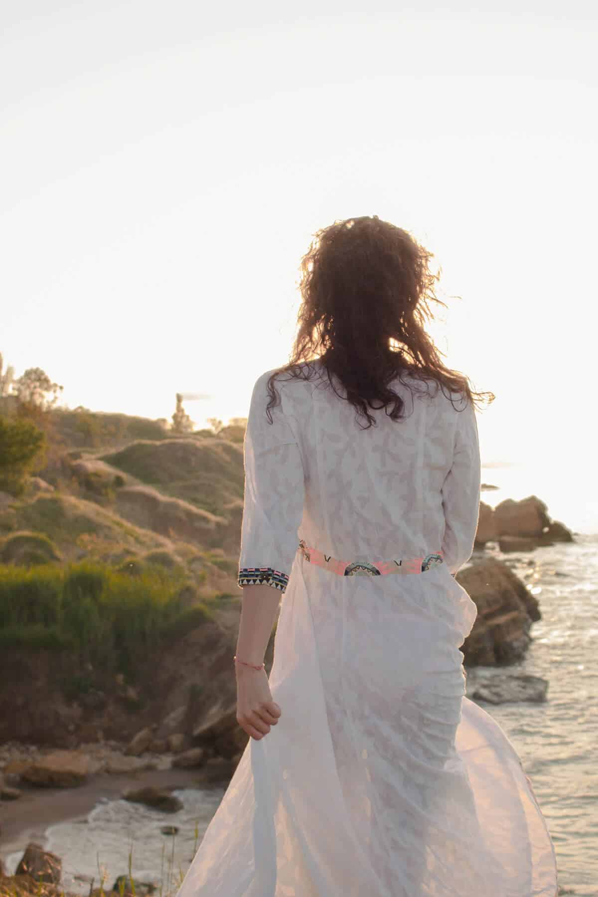 Moving On: Inspiring Letting Go Quotes to Help You Move Forward