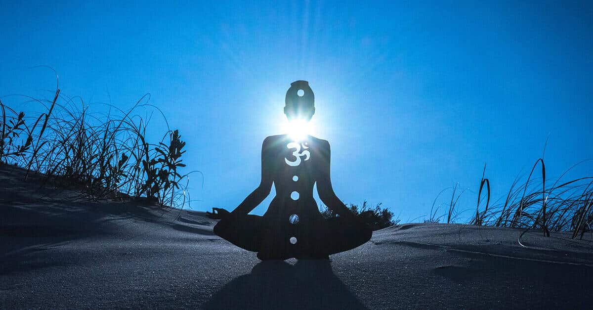 15 Potent Throat Chakra Gemstones to Amplify Your Voice (Plus Symbol ...